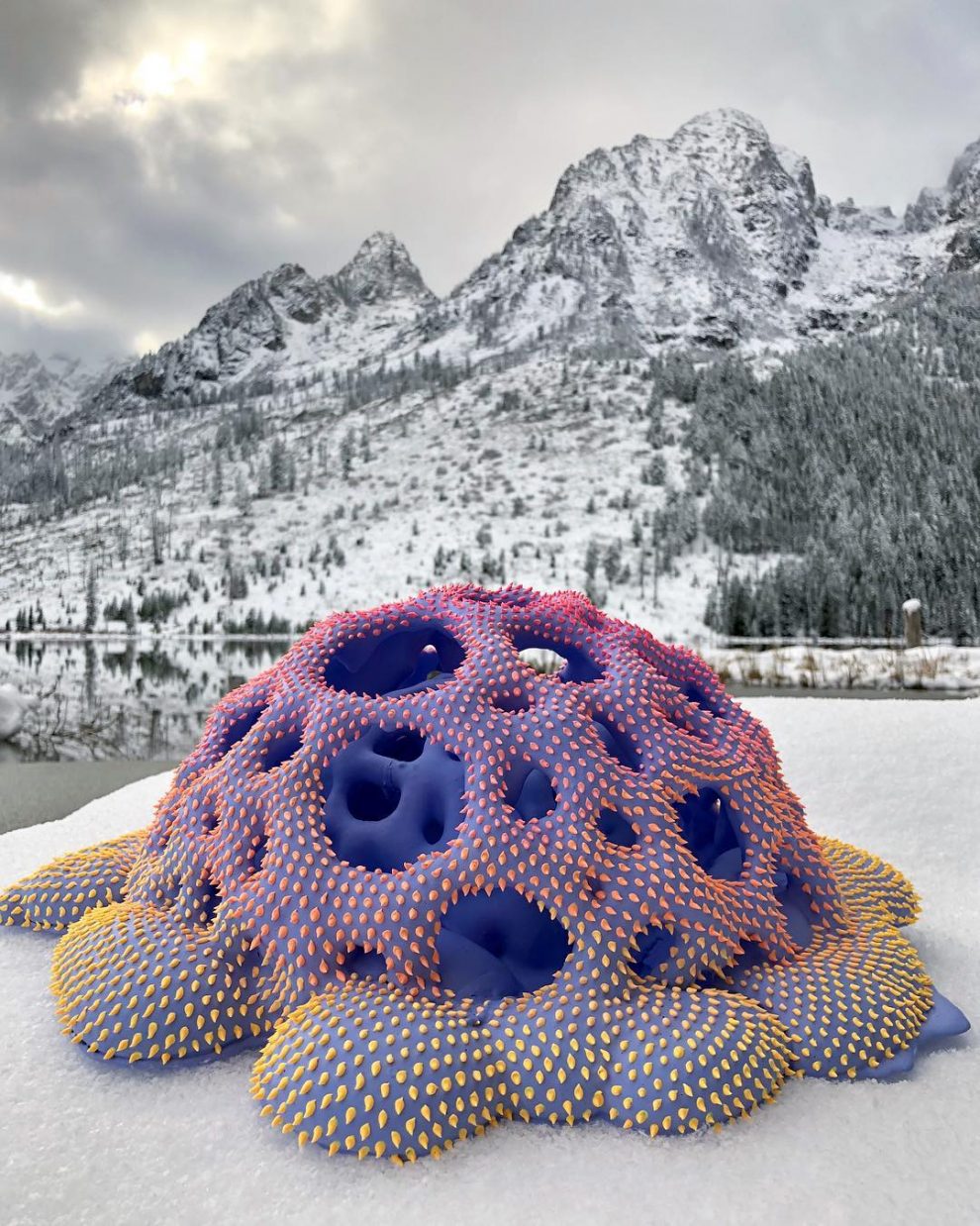 Artist Dan Lam Crafts Colorful Art Of Neon Drips, Blobs, And Squishes ...
