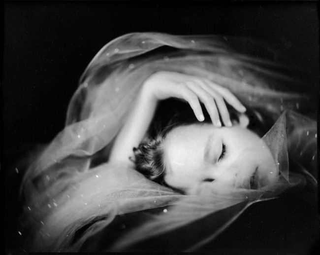 Photographer Jacqueline Roberts Uses 166-Year-Old Technique To Shoot ...