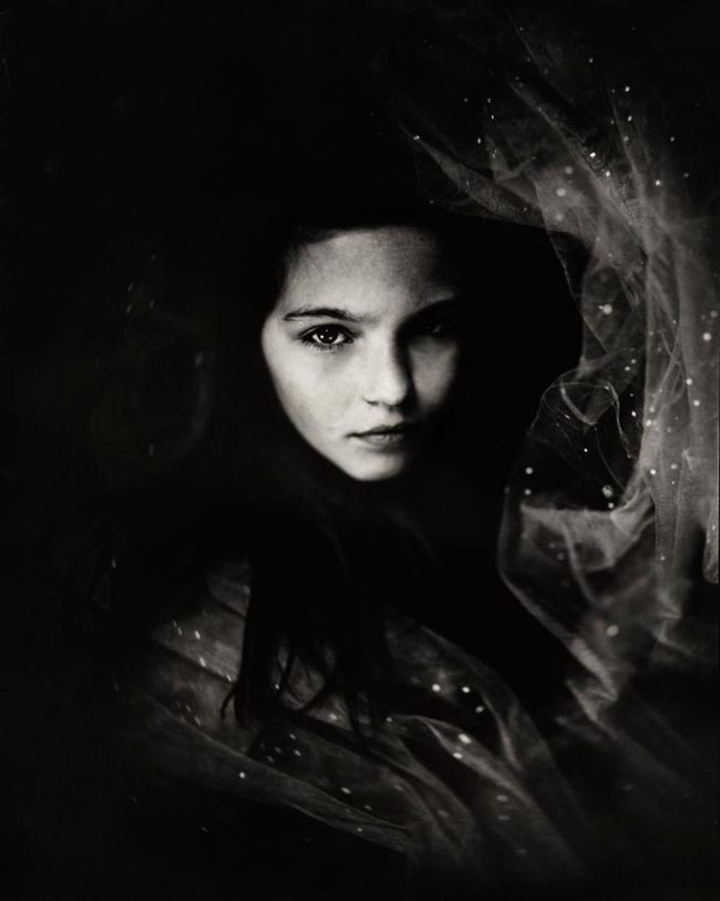 Photographer Jacqueline Roberts Uses 166-Year-Old Technique To Shoot ...