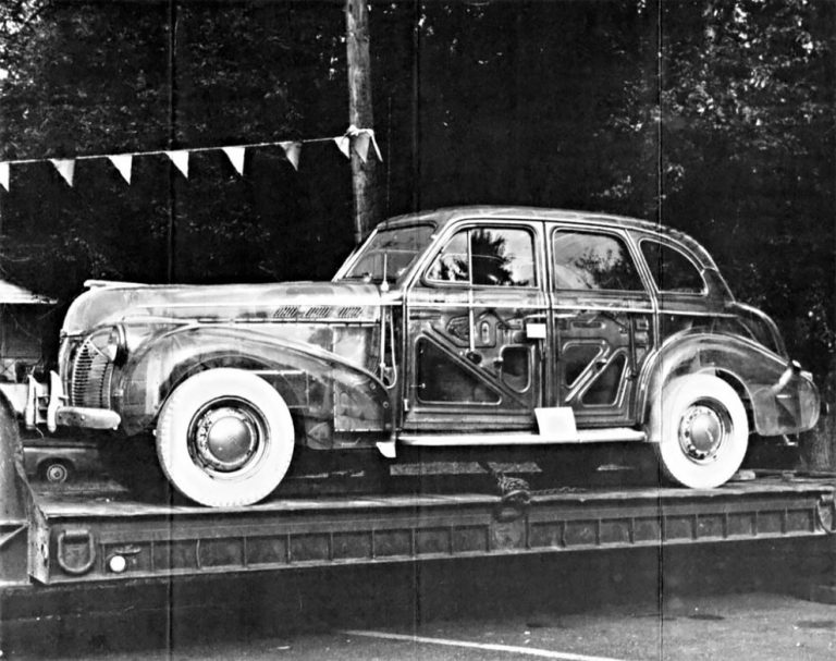 1939 Pontiac Plexiglas “Ghost Car”: The First Full-Sized “See-Thru” Car ...