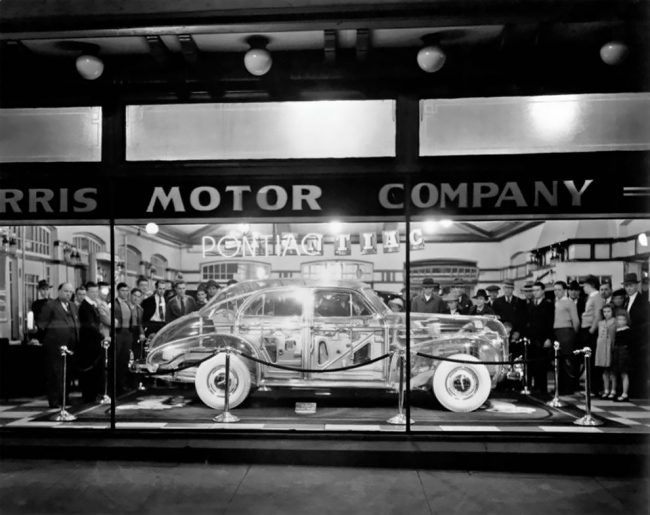 1939 Pontiac Plexiglas “Ghost Car”: The First Full-Sized “See-Thru” Car ...