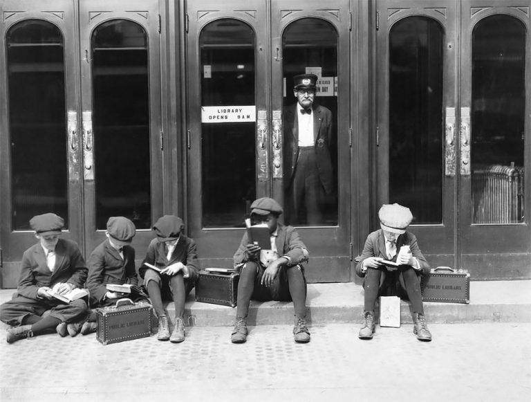 Stunning Photographs Of The Old Cincinnati Library Before Being ...