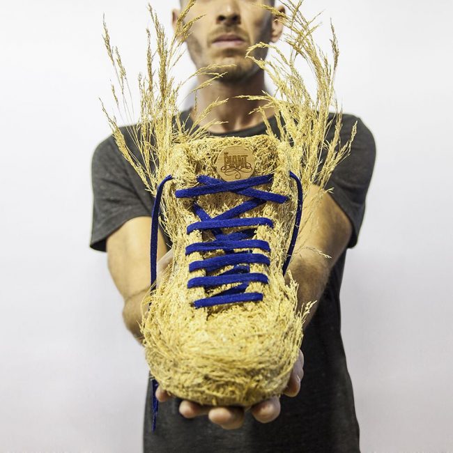 “Back To The Nature”: Artist Combines Everyday Objects With Plants To ...