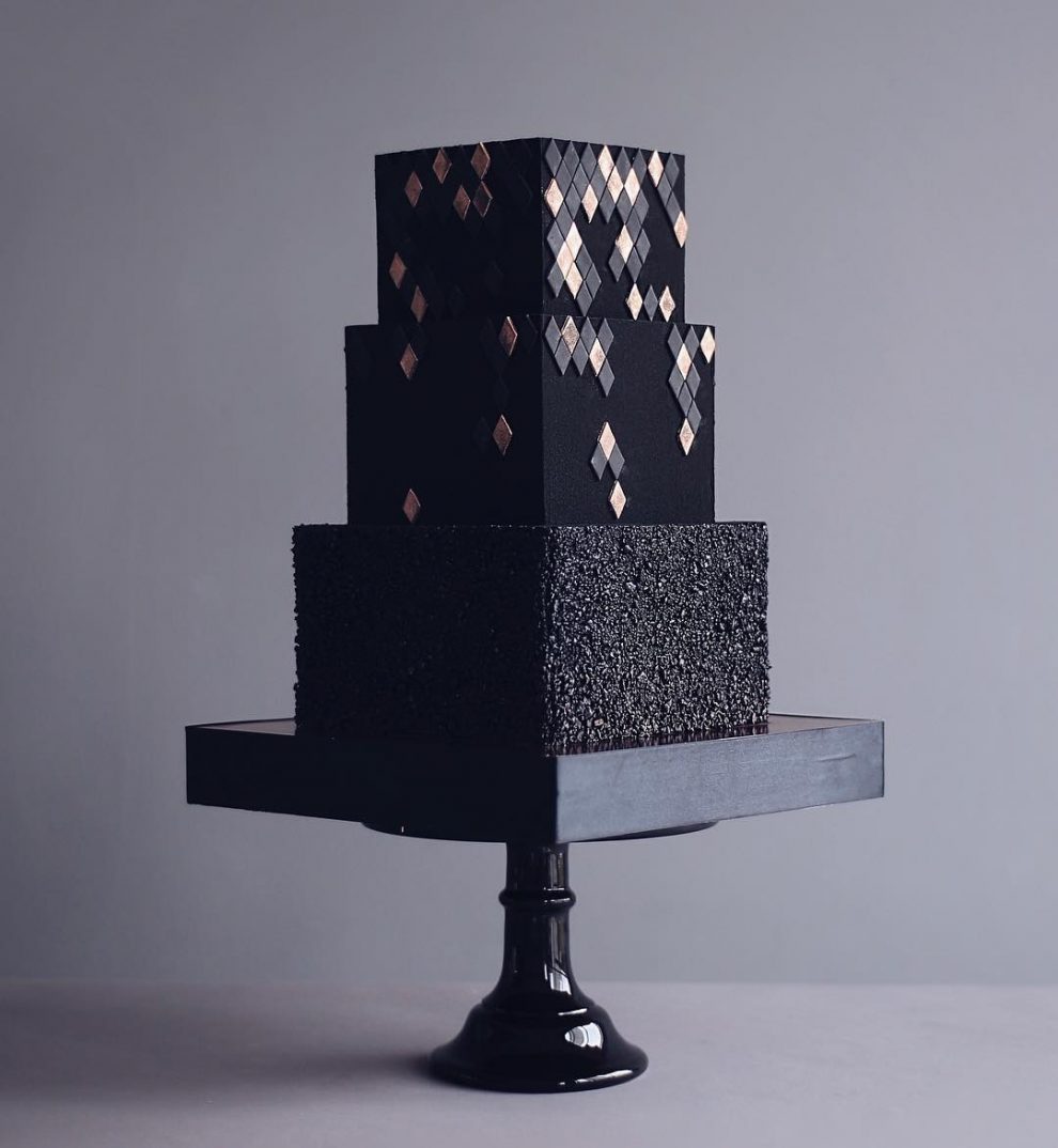 This Bakery Artists Make Works of Art that Just So Happen to be Cakes ...