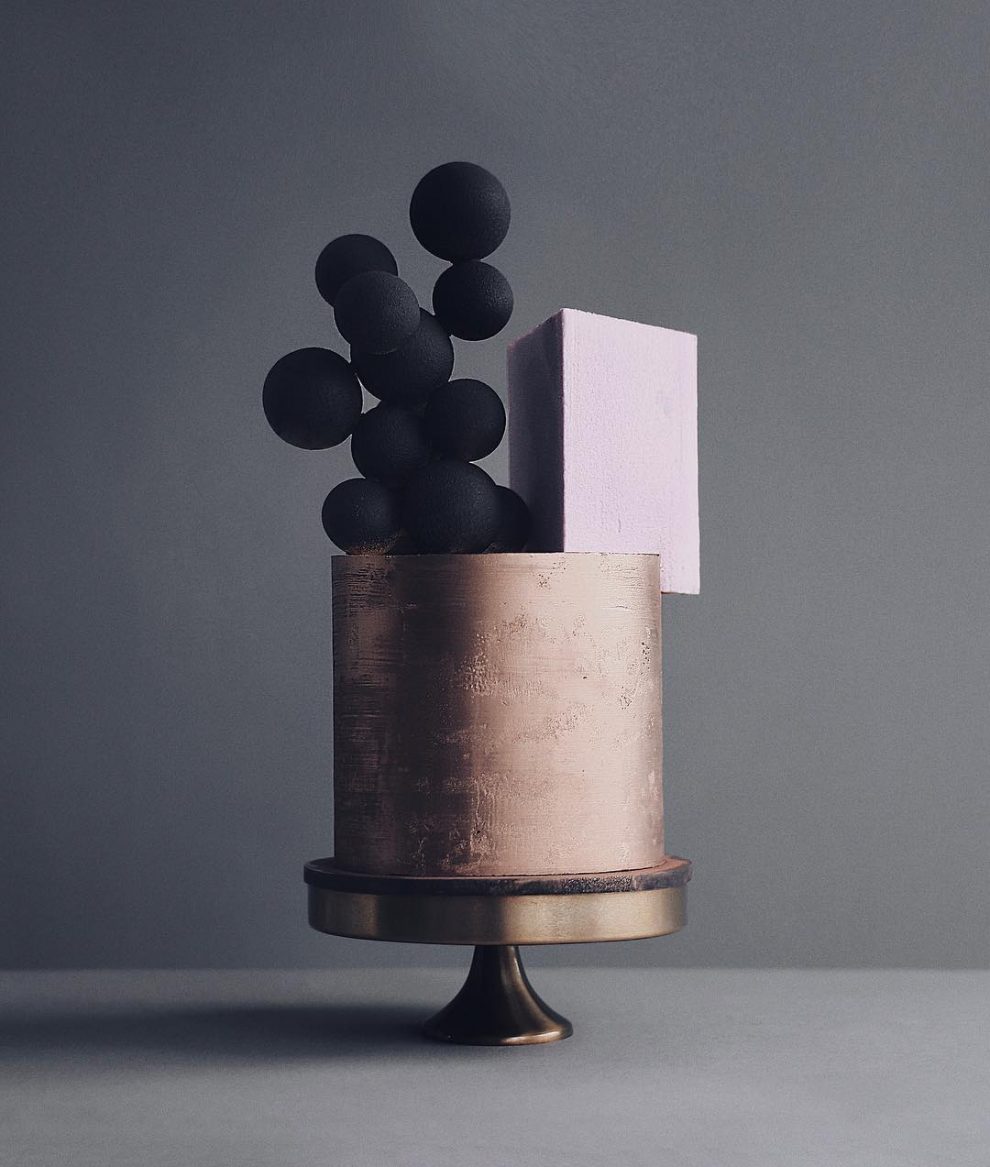 This Bakery Artists Make Works of Art that Just So Happen to be Cakes ...