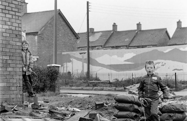 “Belfast Kids”: Photographer Dave Sinclair Shows Us the Faces and Lives ...
