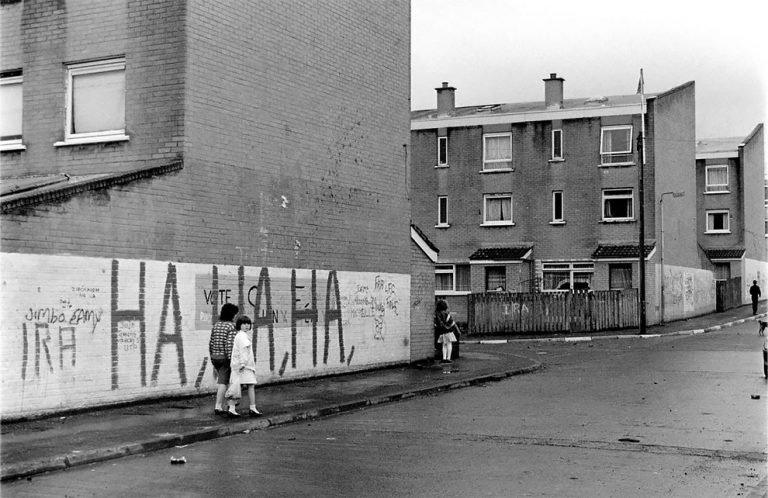 “Belfast Kids”: Photographer Dave Sinclair Shows Us the Faces and Lives ...