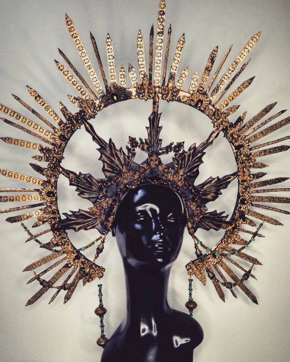 Makeup Artist Creates Dark Fantasy Costumes From The Lightweight ...