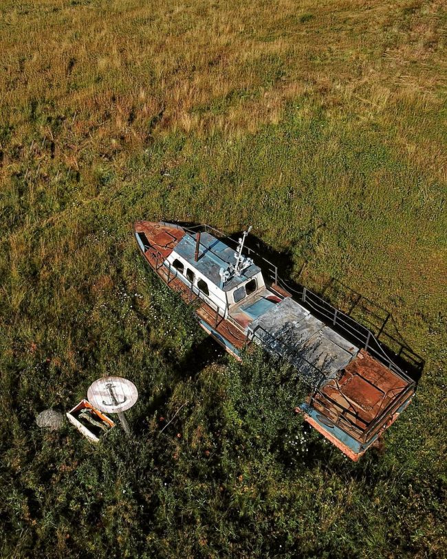 Photographer Travels Across Russia and Captures Forgotten Artefacts Of ...