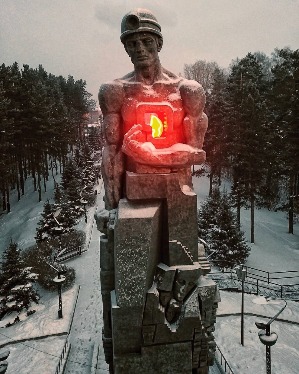 Photographer Travels Across Russia and Captures Forgotten Artefacts Of ...