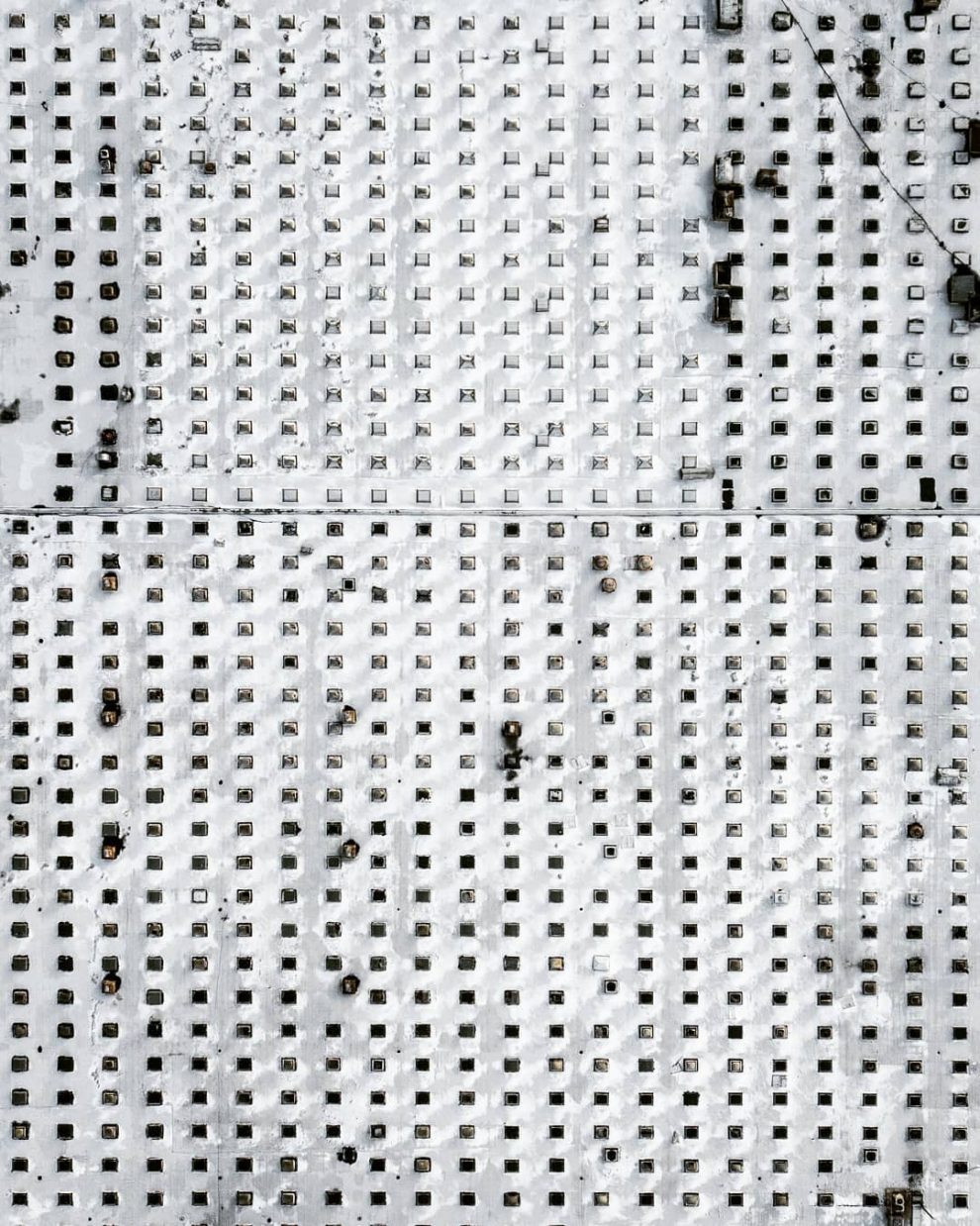 Photographer Travels Across Russia and Captures Forgotten Artefacts Of ...