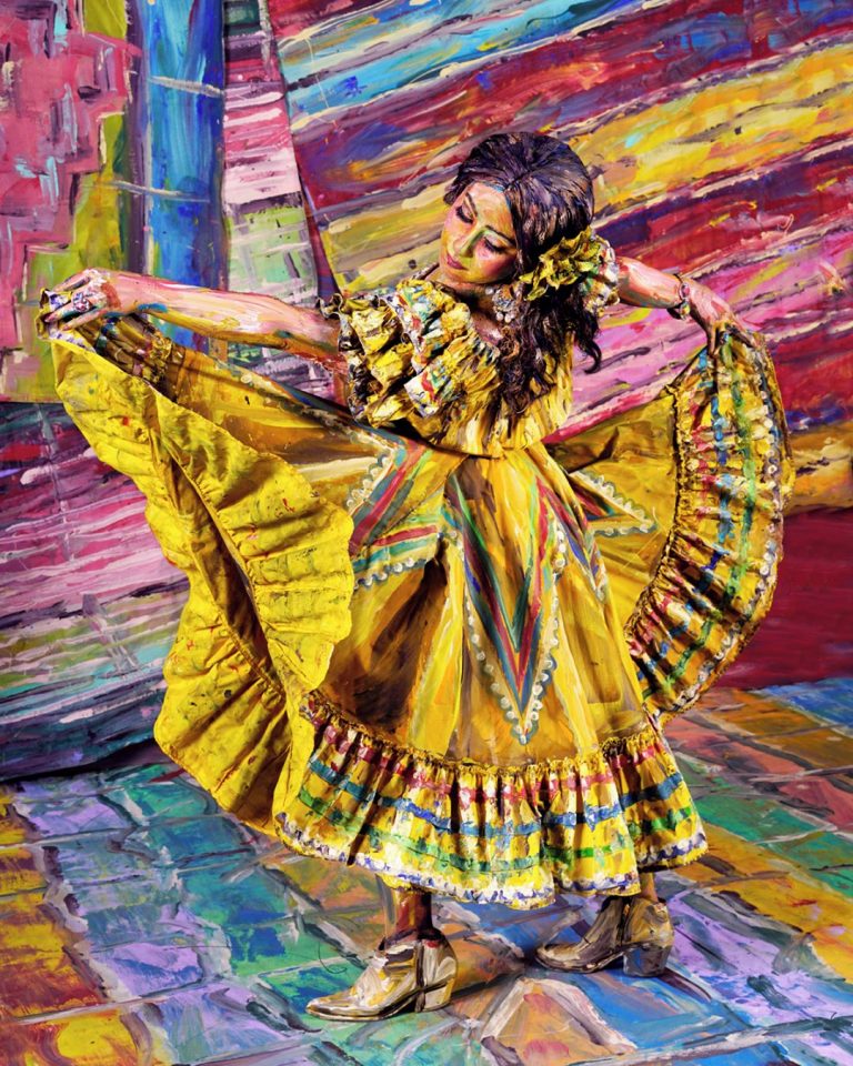 Artist Alexa Meade Turns People Into 2D Illusion Art » Design You Trust ...