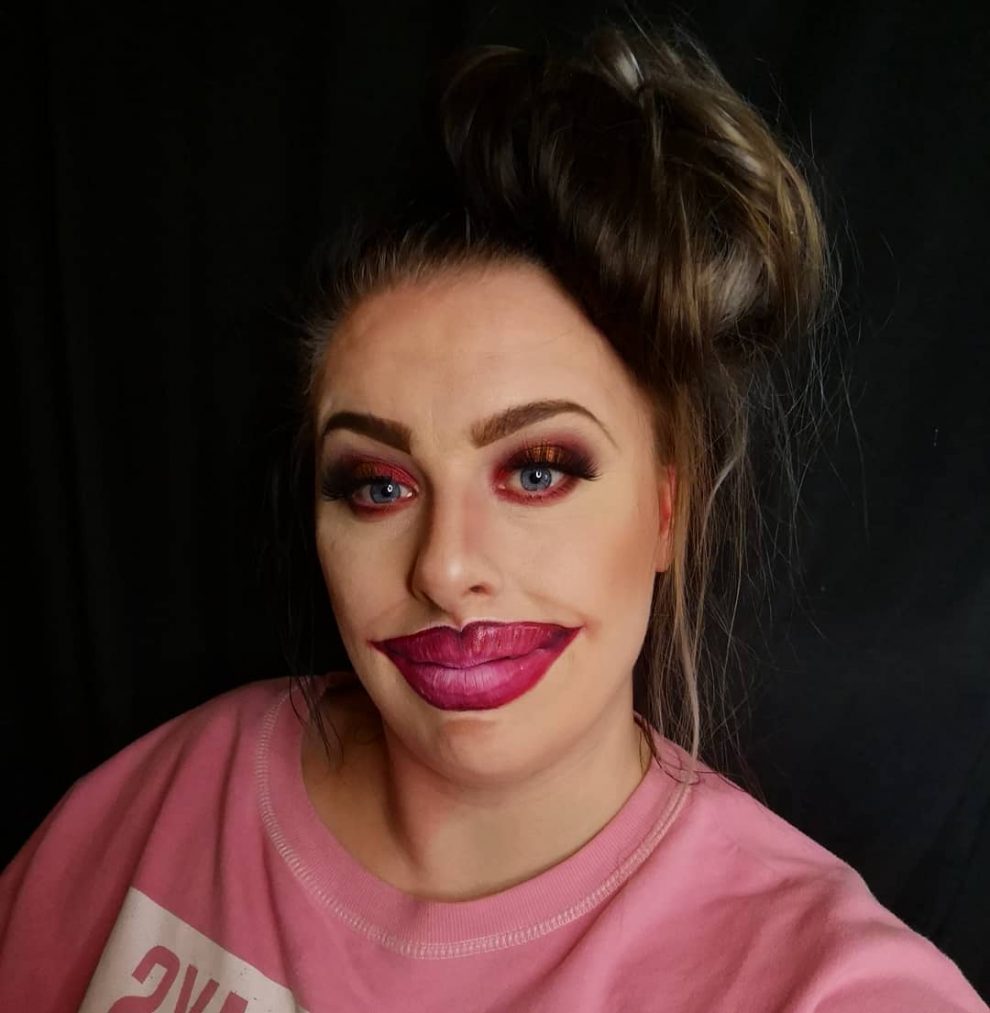 Woman Spends Up to 11 Hours Turning Herself Into the Most Stunning ...