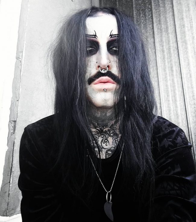 A Canadian Artist Is Transforming His Look with Extreme Plastic ...