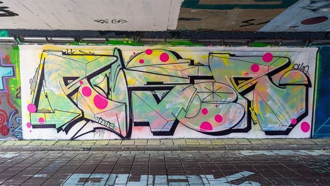 Every Year, Graffiti Artists Turn This Traffic Circle Into Amazing ...