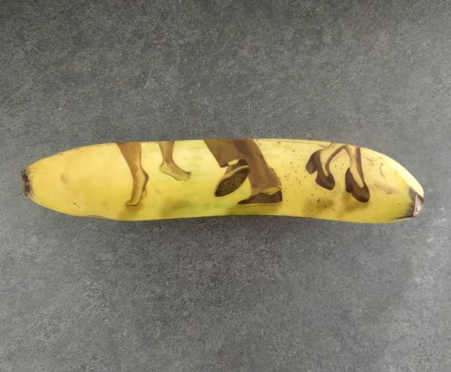 This Artist Creates Amazing Banana Art Made by Poking and Bruising the ...