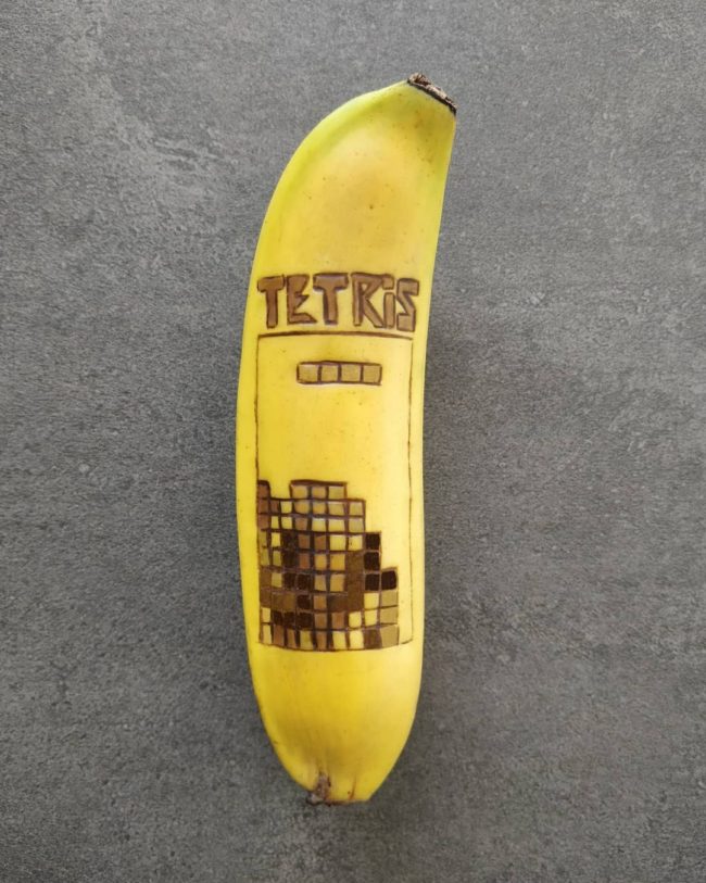 This Artist Creates Amazing Banana Art Made by Poking and Bruising the ...