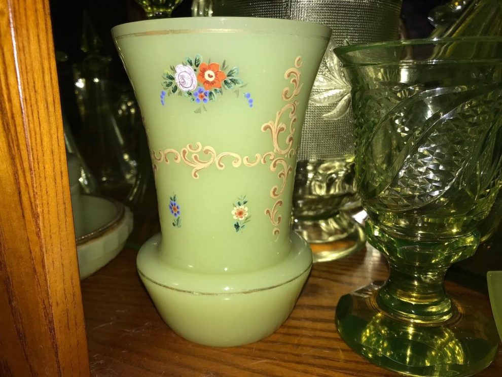 Uranium Glass – Collectible Radioactive Glassware From a Bygone Era ...