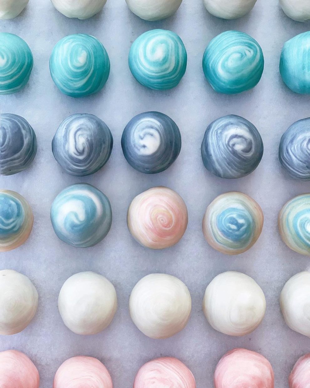 Sweet Bakery in Pastel Colors » Design You Trust — Design Daily Since 2007