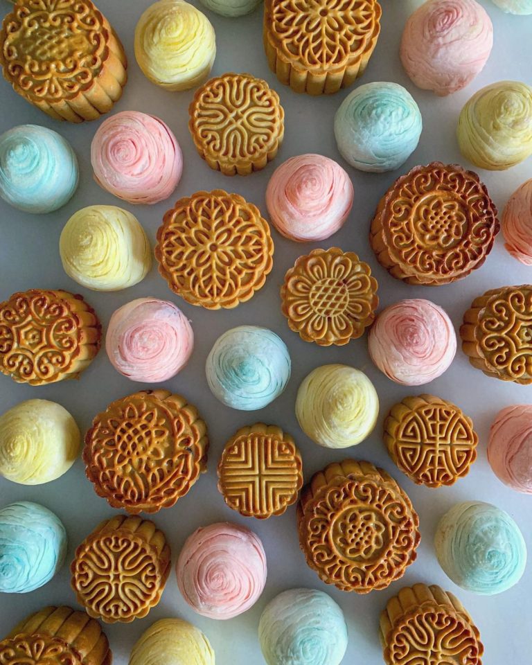 Sweet Bakery in Pastel Colors » Design You Trust — Design Daily Since 2007