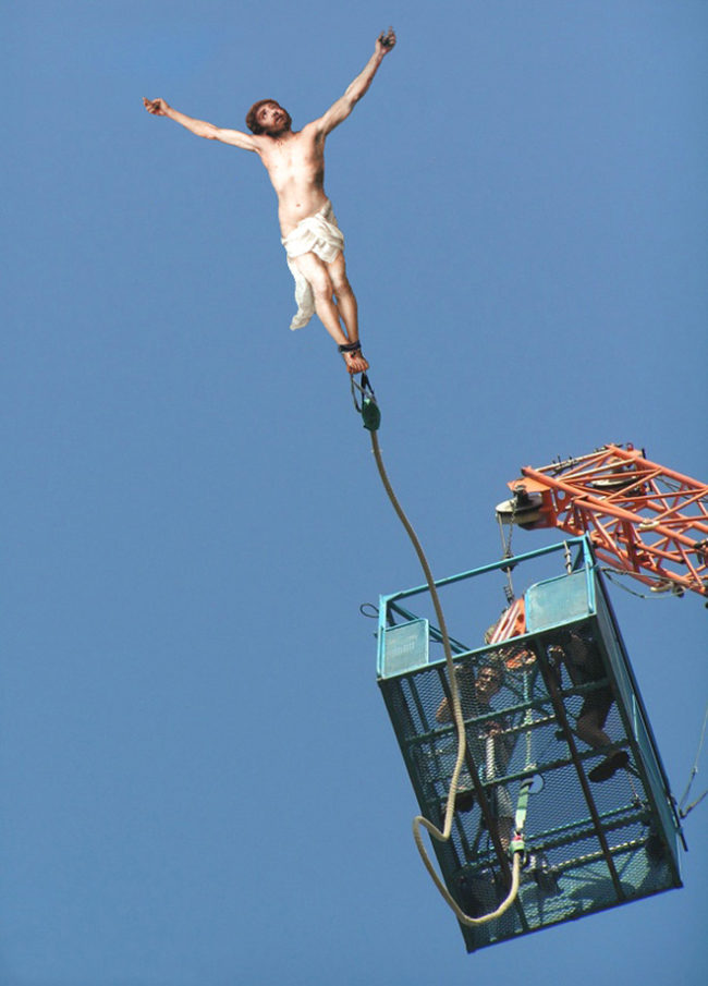 “Jesus Is Everywhere” Project Photoshops Jesus In Everyday Situations ...