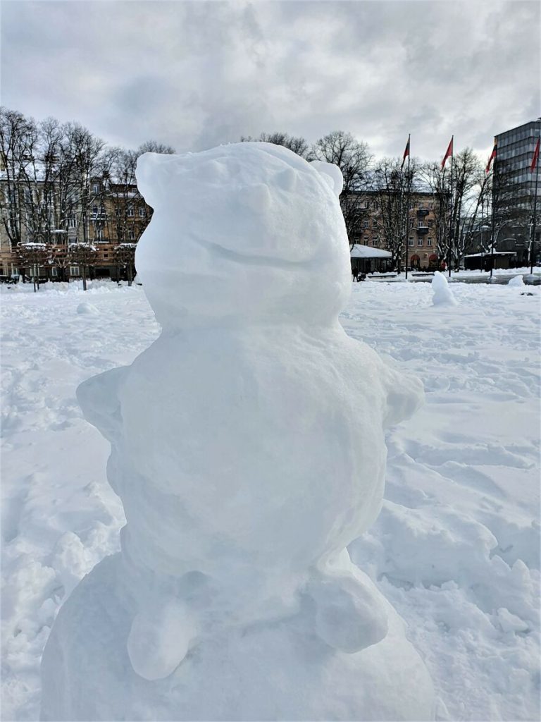 After A Huge Snowfall, Lithuanians Went Out And Made Snow Sculptures ...