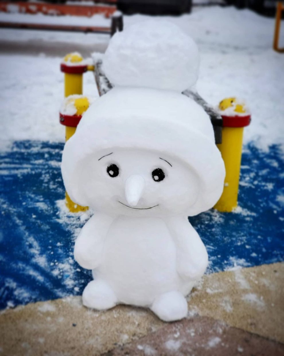 Snow Cuteness or Unusual Winter Hobby: Artist Creates Tiny Snow ...