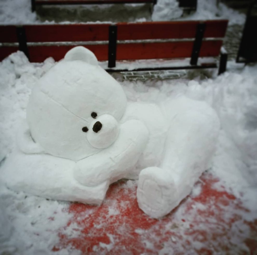 Snow Cuteness or Unusual Winter Hobby: Artist Creates Tiny Snow ...