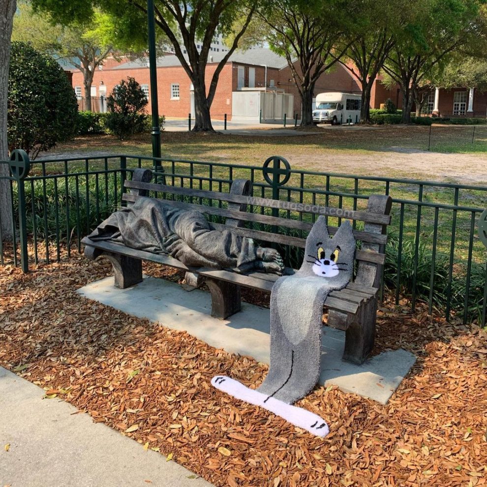 Artist Makes Awesome Flat Cat Stair Runner Rug Inspired by “Tom and ...