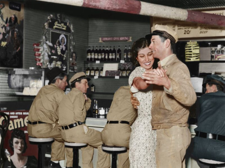 Incredible Colorized Photos Show What Life of the U.S. Looked Like in ...
