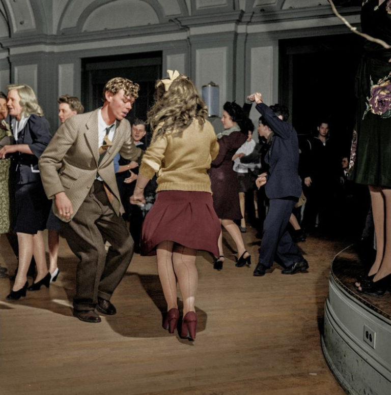 Incredible Colorized Photos Show What Life of the U.S. Looked Like in ...