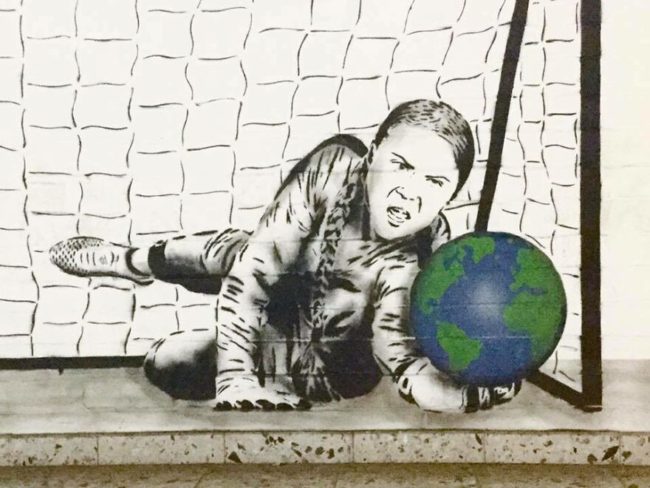 Artist Makes Streets Less Boring By Making Graffiti That Interacts With ...