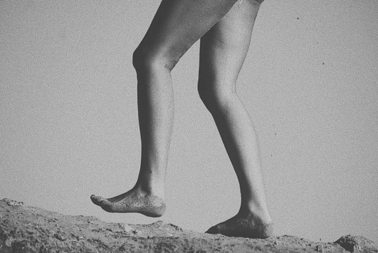 Photographer Reveals the Beauty of Female Body in Minimalistic ...