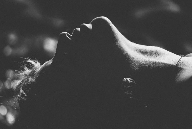 Photographer Reveals the Beauty of Female Body in Minimalistic ...