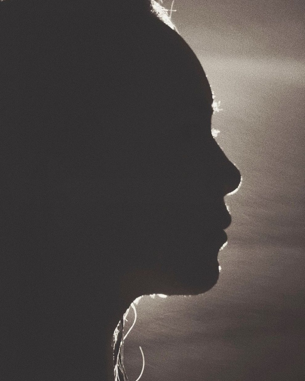 Photographer Reveals the Beauty of Female Body in Minimalistic ...