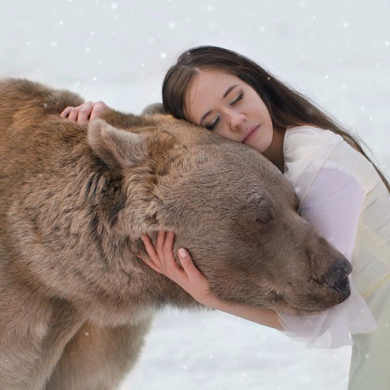 Russian Photographer Takes Portraits With Real Animals And People Say ...