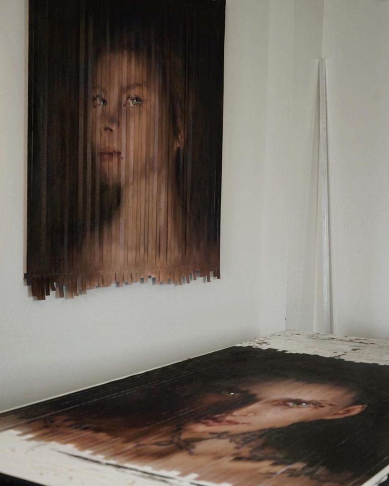 This Artist Paints In A Hyperrealistic Style And Some Of Her Works Look ...