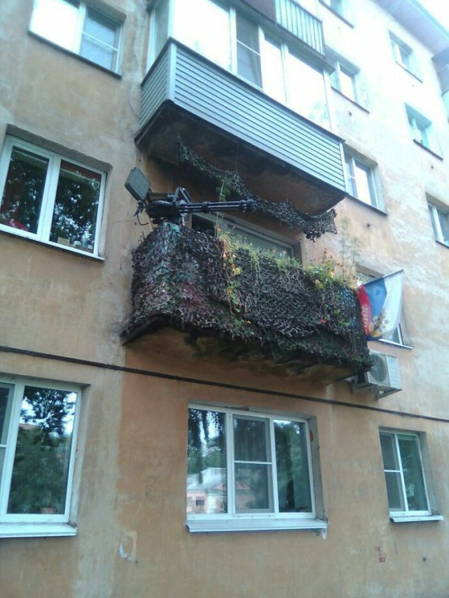 30 Times People Came Across The Most Ridiculous Balconies » Design You ...