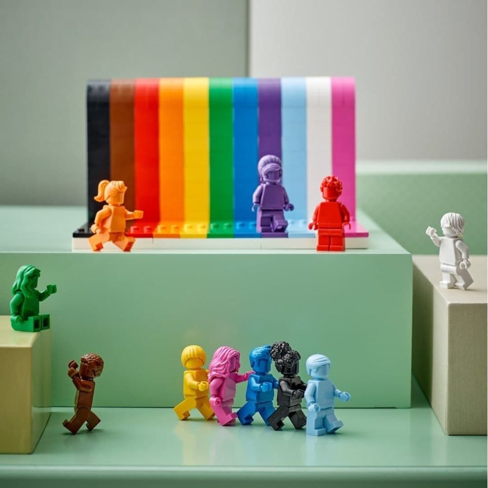 “Everyone is Awesome”: Lego Launch First-Ever LGBTQ-Themed Set » Design ...