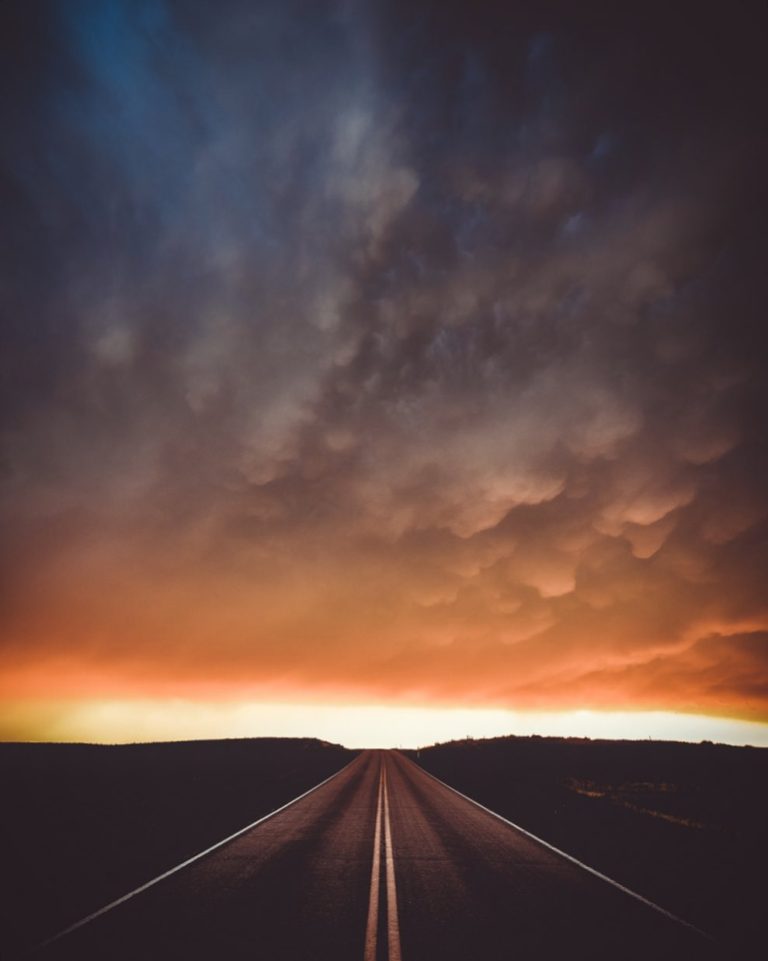 “Into the Storm…”: Daredevil Photographer Captures Incredible Storm ...