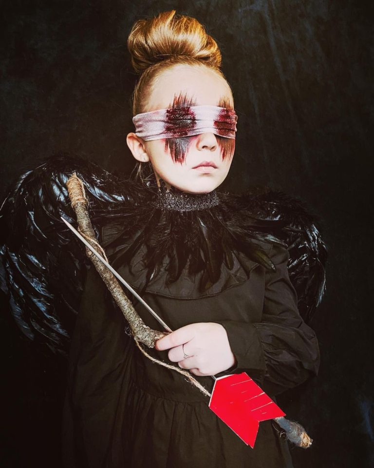 A Horror–mad Seven-Year-Old Girl Has Ditched Disney Princesses to ...