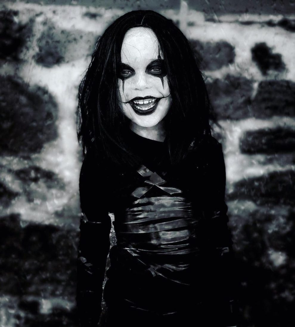 A Horror–mad Seven-Year-Old Girl Has Ditched Disney Princesses to ...