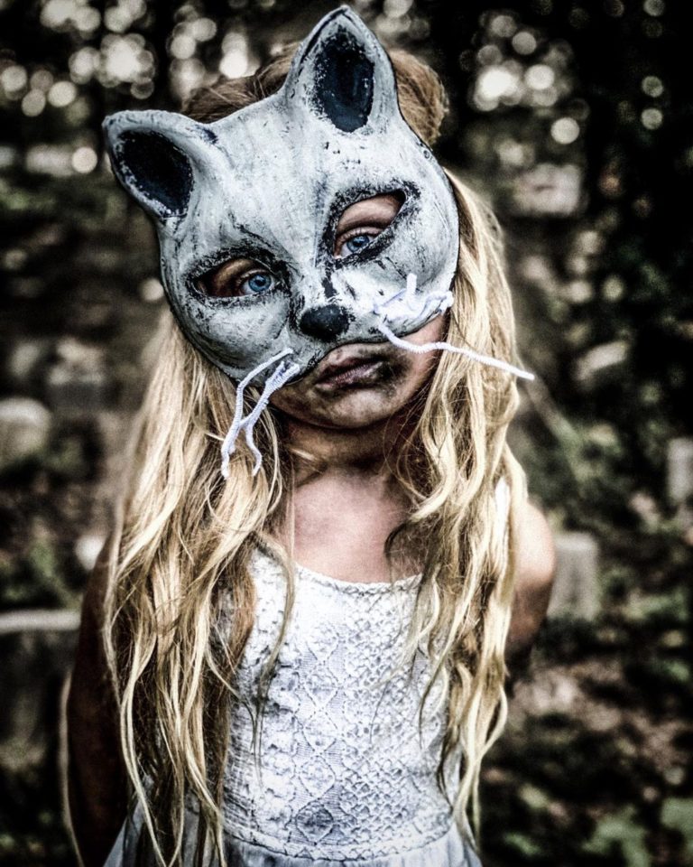 A Horror–mad Seven-Year-Old Girl Has Ditched Disney Princesses to ...