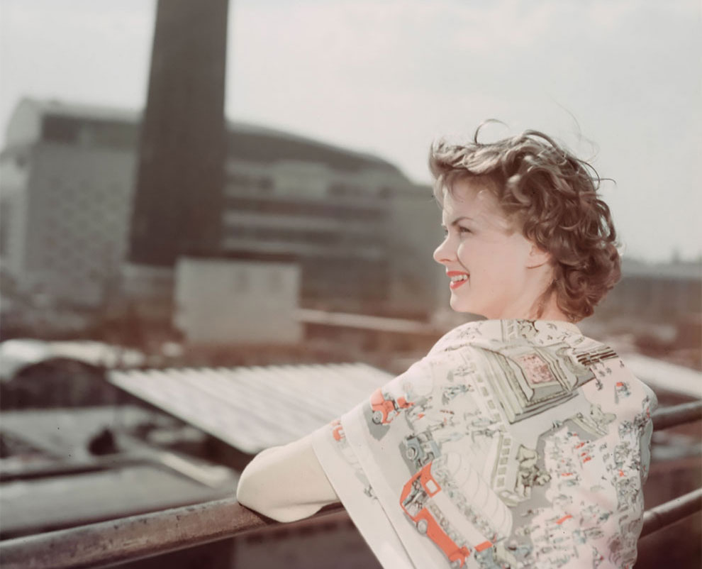 Incredible Color Photographs That Show What Life Was Really Like in ...