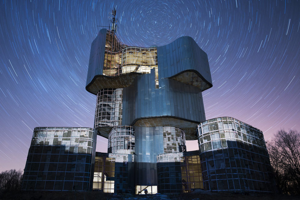 “Eternal Monuments in The Dark”: Photograher Captures Brutalist Beauty ...