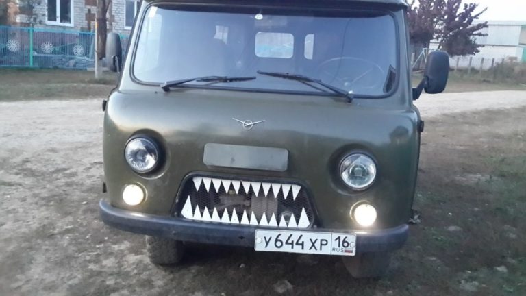 “UAZ Bukhanka”: Russia’s Most Legendary Off-Road Vechicle for Bizarre ...