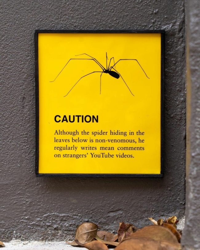 Artist Hides Clever And Funny Signs Around His City For People To Find ...