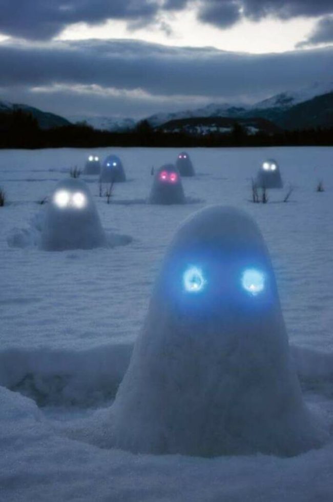 Finally, 50 Of The Best Snowman Designs Ever » Design You Trust ...