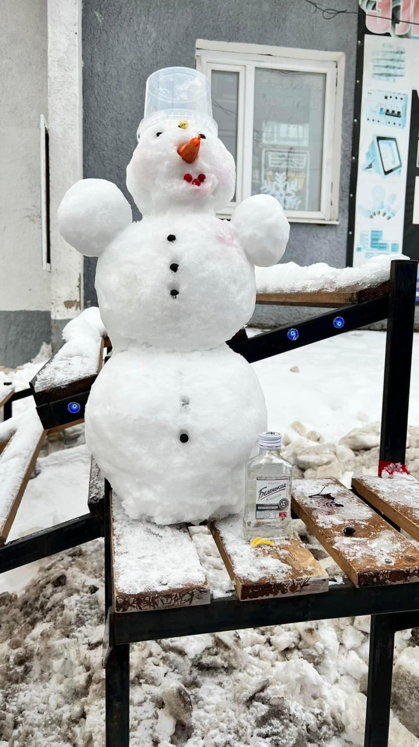 Finally, 50 Of The Best Snowman Designs Ever » Design You Trust ...