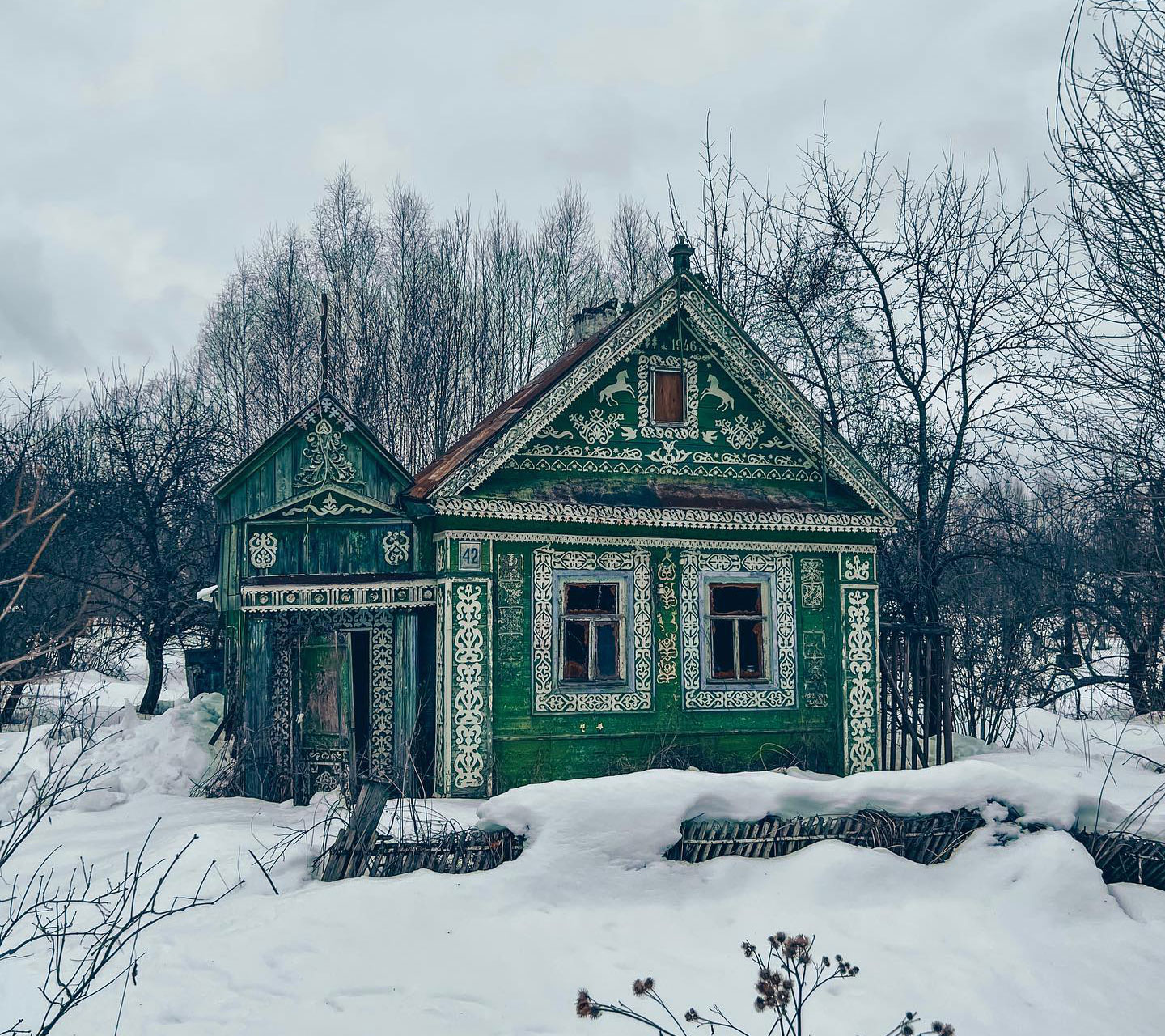 Beautiful Abandoned Fairy Tale House as the Quintessence of What’s ...